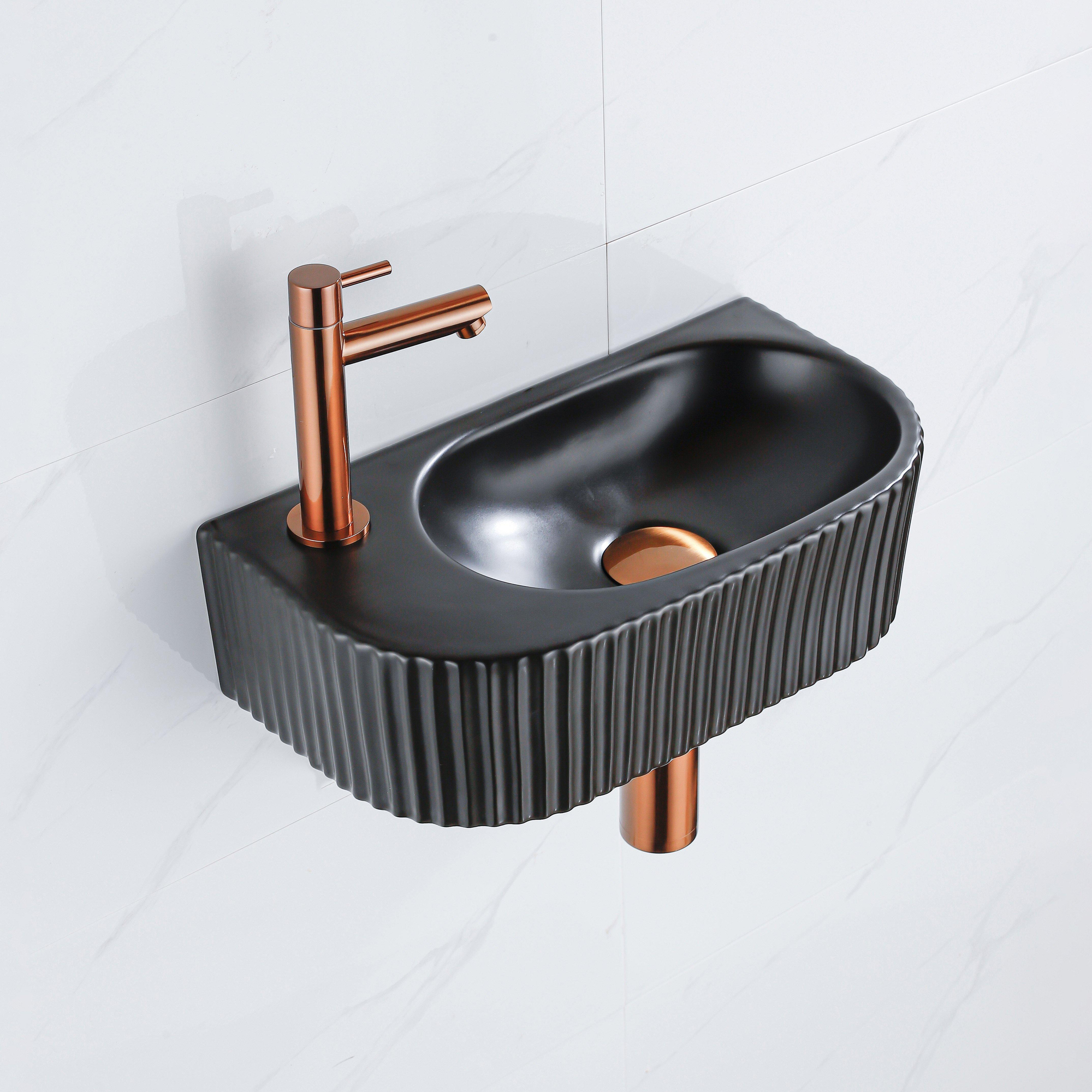 QeramiQ Fuente Fonteinset - 40x21.5x12cm - links - geribbeld - halfrond ...